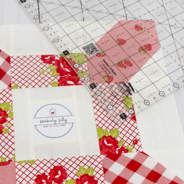 Kimberly stitched this block up using a Creative Grids Perfect 10 Ruler ...