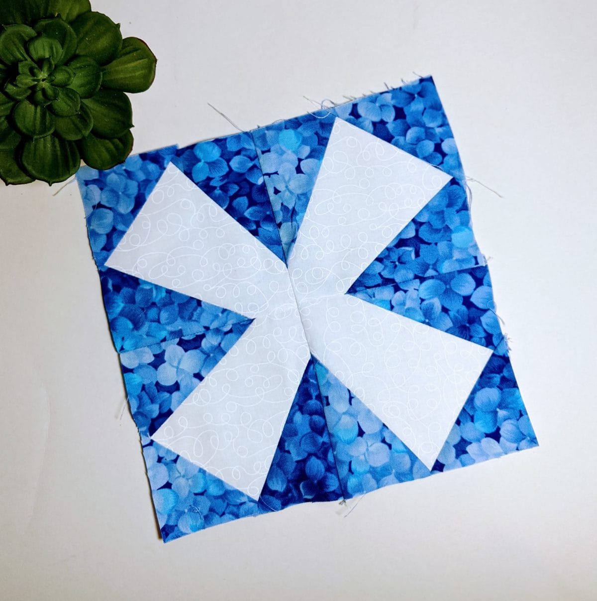 Some of our quilty friends are sewing their versions of the Mayflower ...