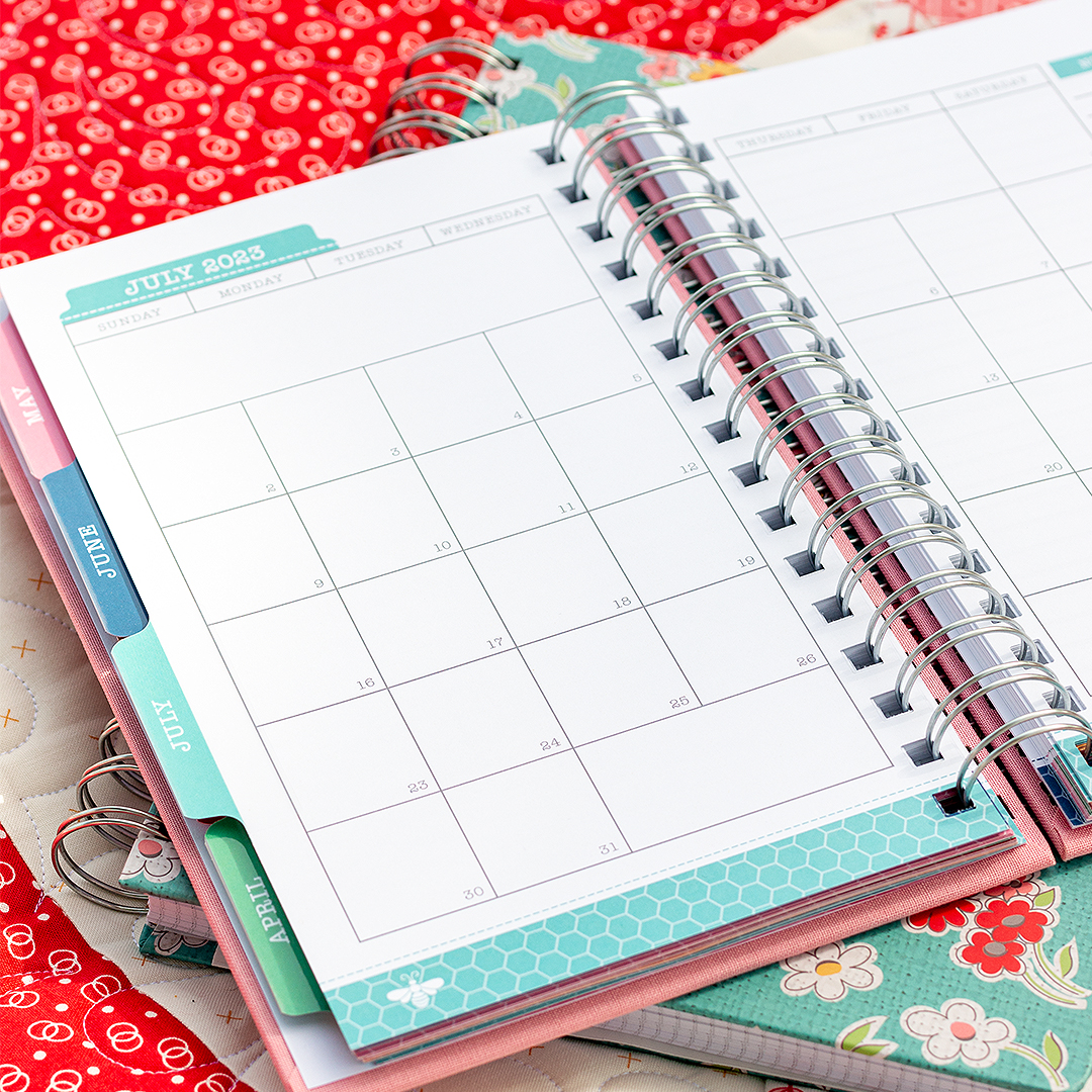 NEW 2023 Bee in my Bonnet Planner by Lori Holt