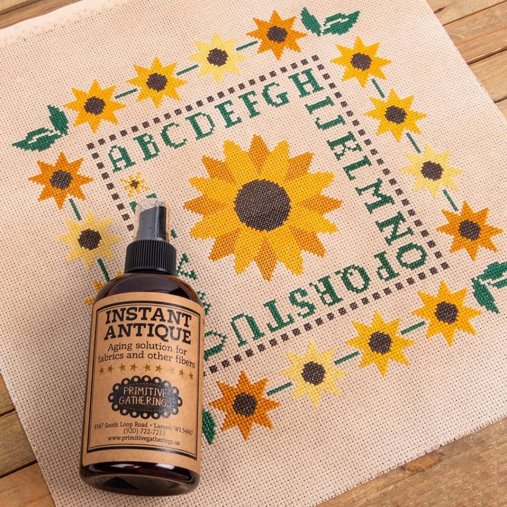 Mystery Sunflower Sampler by Fat Quarter Shop Called for NPI Pale Gray ...