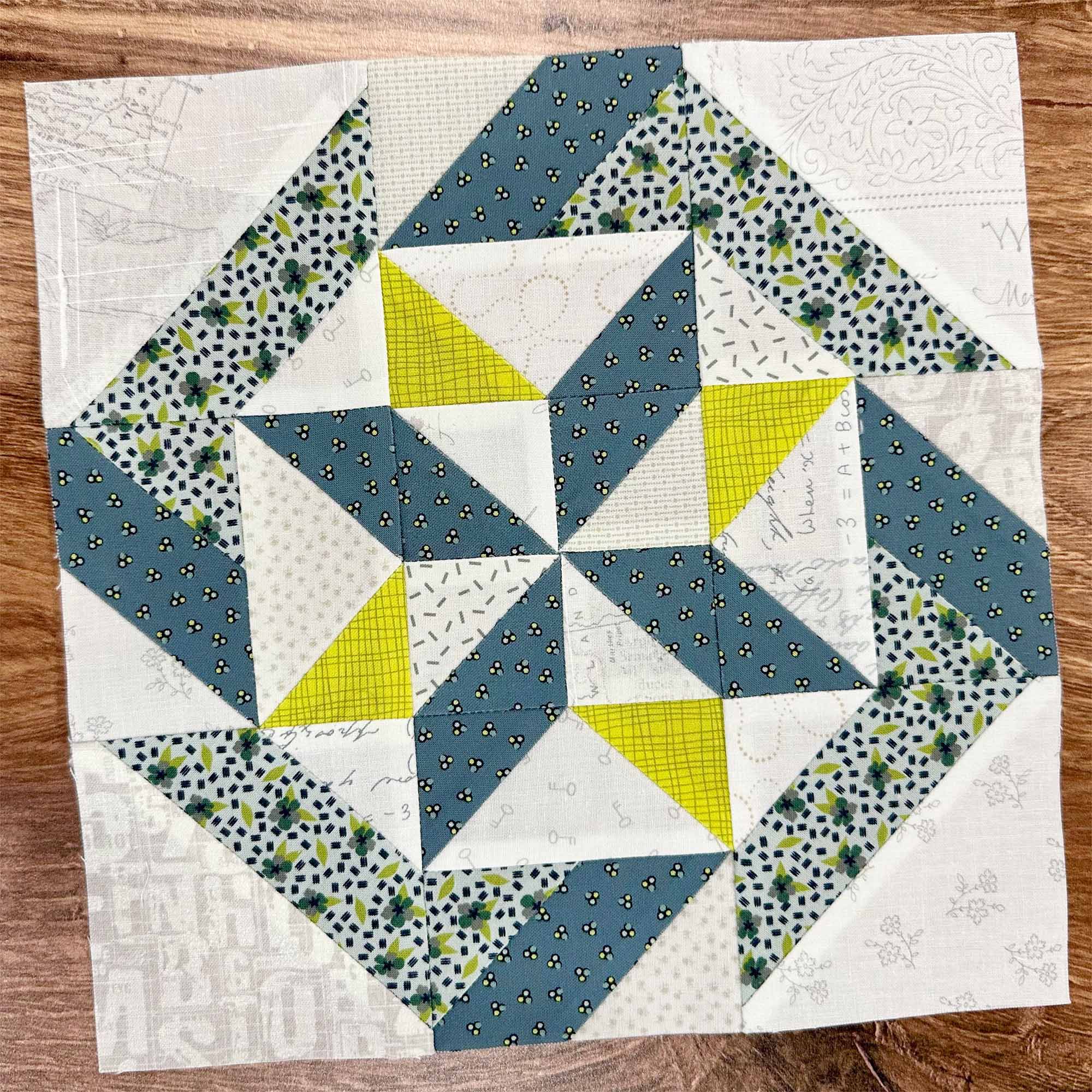 Sewcialites 2 Block 13 – Innovate Block by Doug Leko