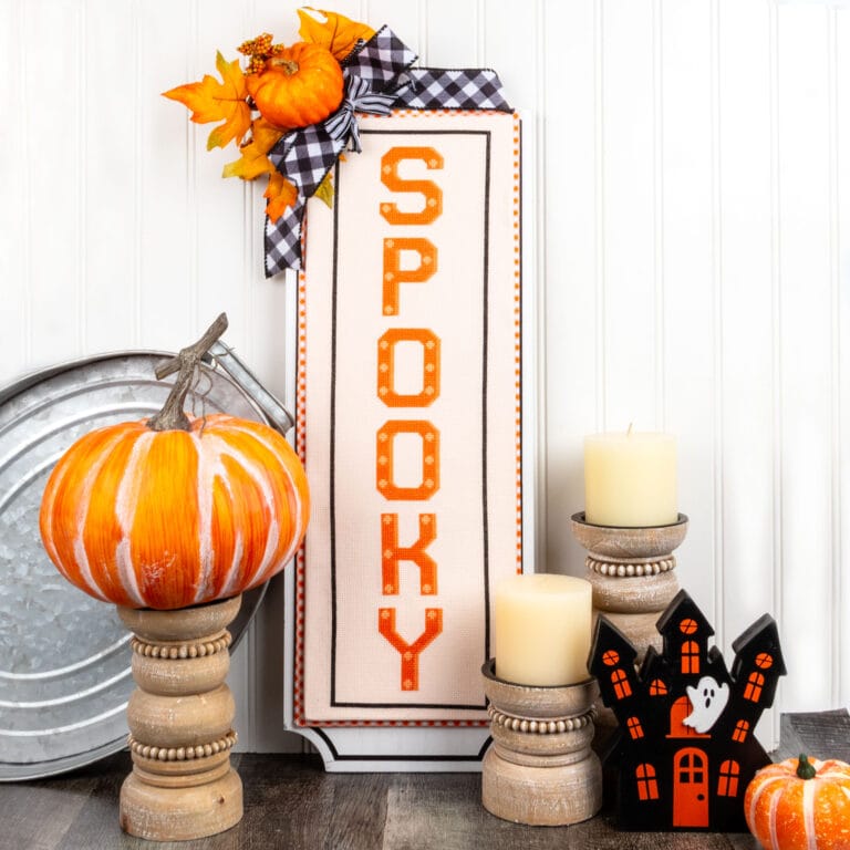 SPOOKY SIMPLY SIGNS PATTERN