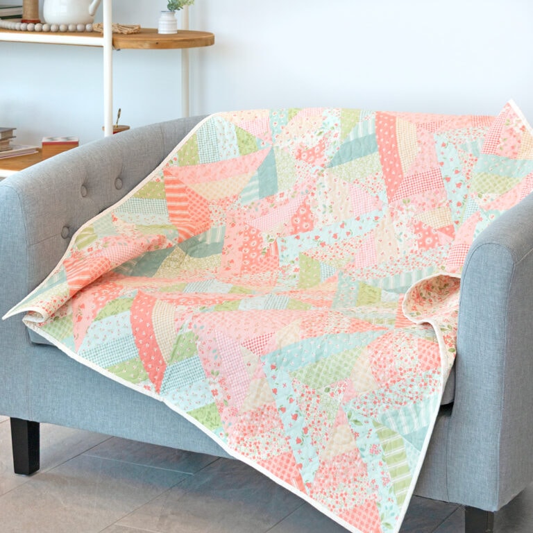 Jelly Roll Arrows Quilt: Free Video Tutorial